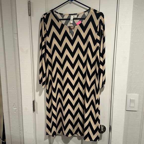 Tacera | Dresses | Tacera Chevron Print Midi Dresscreamblack | Poshmark